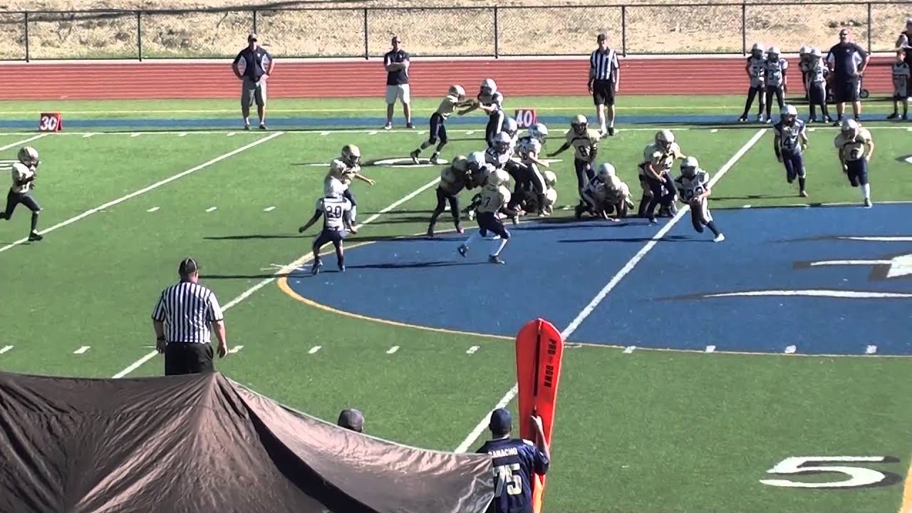 Saugus Spartans Bantam in 1st Annual Turkey bowl - YouTube