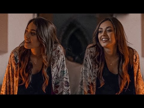Sena Koçovali | 1 second of every episode