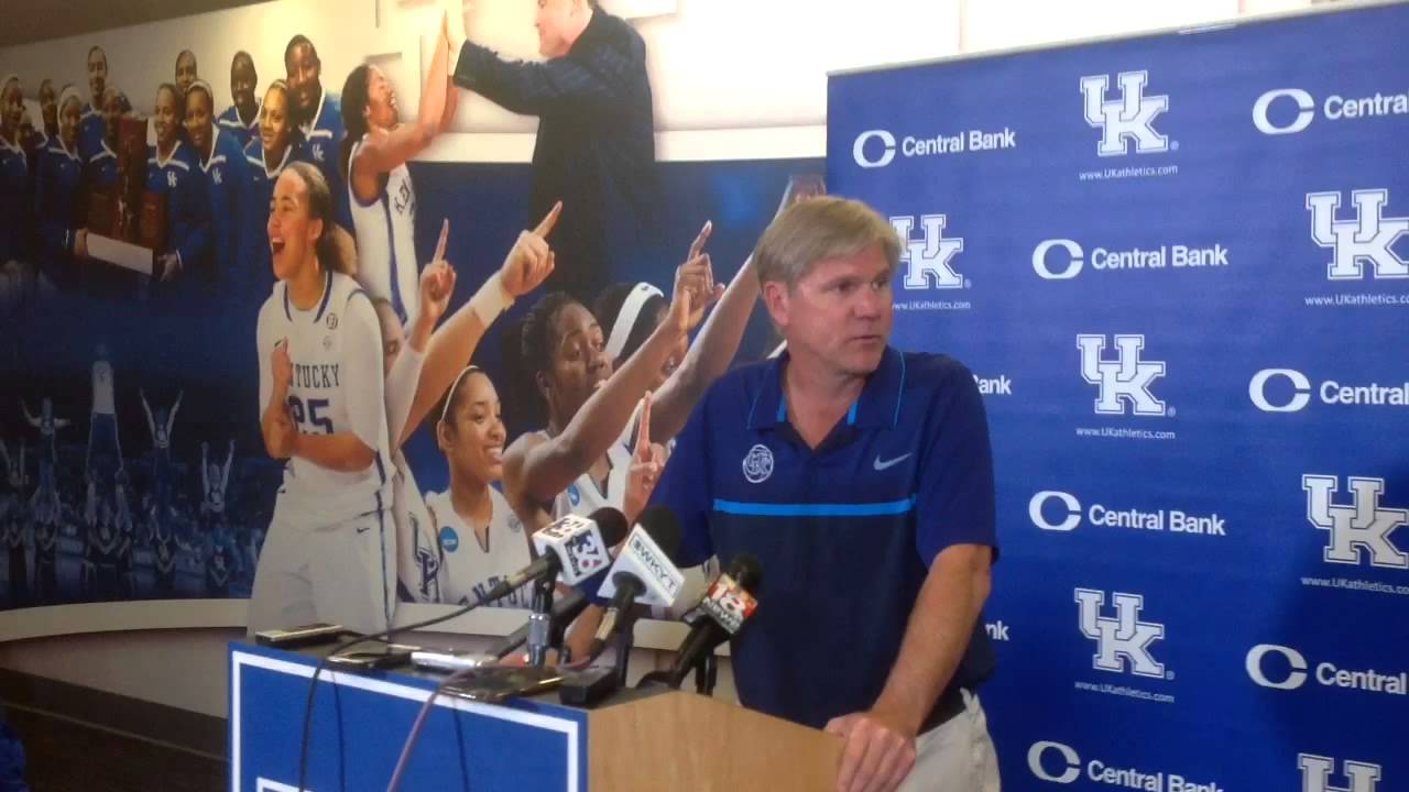 John Robic assesses Cats - YouTube