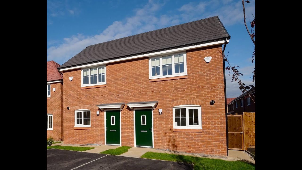 2 Bedroom House to Rent | Humphrey Court | Eccles | Manchester - YouTube