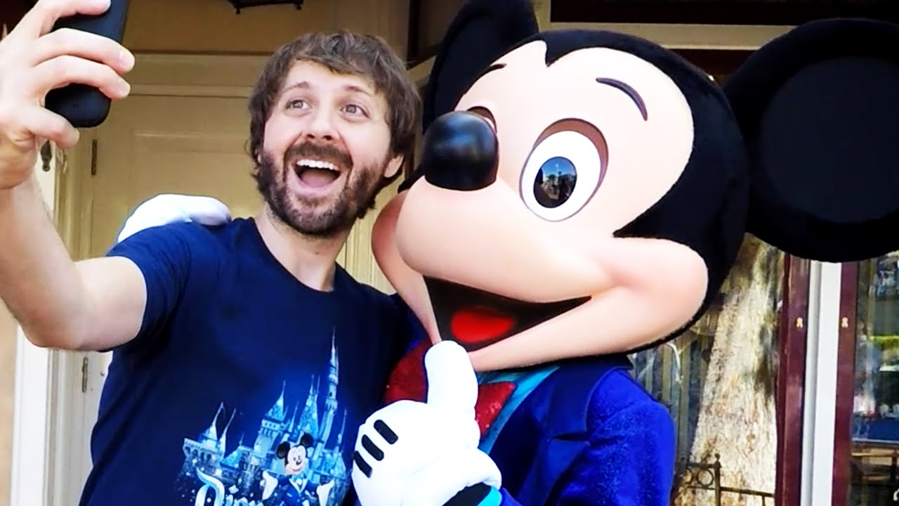 MAGIC IN THE AIR - Disneyland 60 - Maxwell Glick - OFFICIAL MUSIC VIDEO ...
