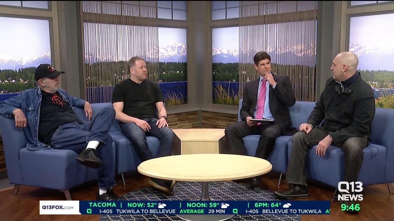 Three local comedians try to break a world record - YouTube