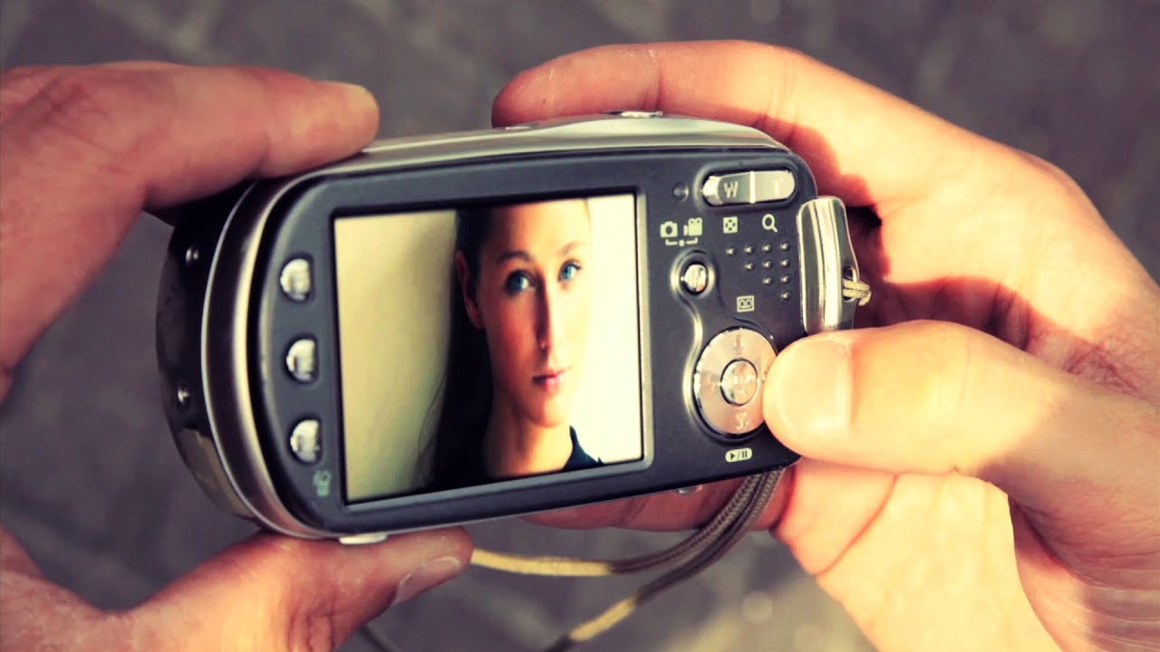 Disfunktion feat. Stephen Pickup - Chasing Clouds Away (Video ...