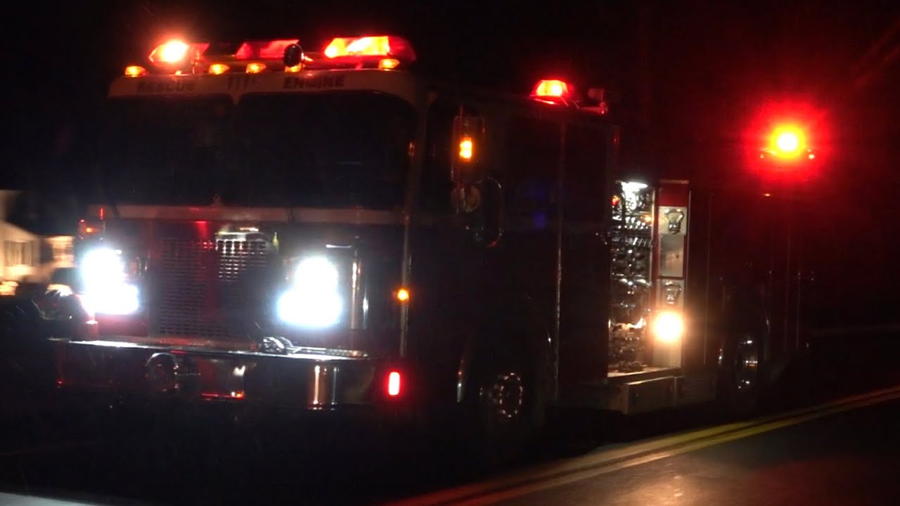 Level Volunteer Fire Company Engine 111 Responding 12/6/21 - YouTube
