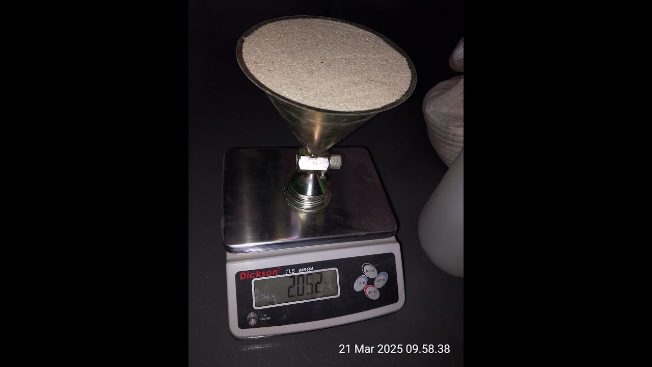 Sand Cone : Berat Isi Pasir & Berat Pasir di Corong - YouTube