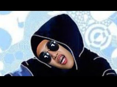 Pash Pash X BoyWithUke - IDKM (know me / IDGAF mashup meme) - YouTube