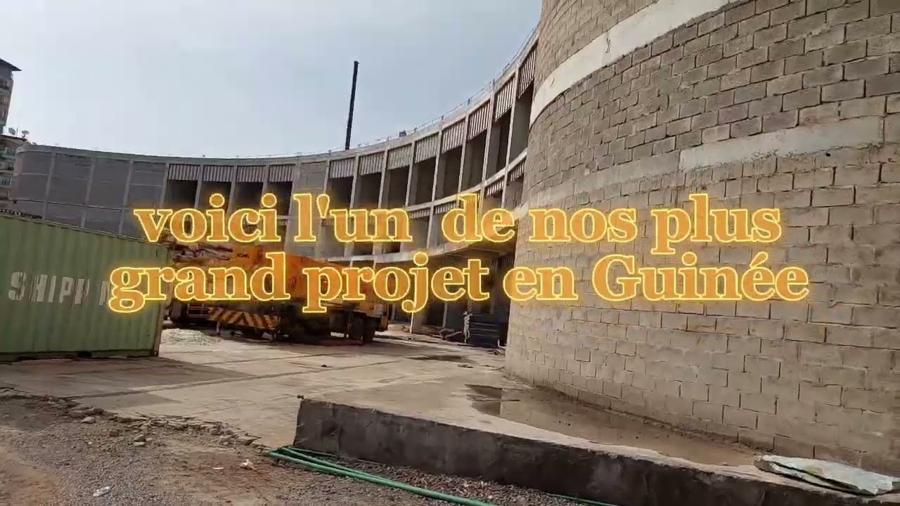 construction d'une cité à Conakry. structure en béton armé - YouTube