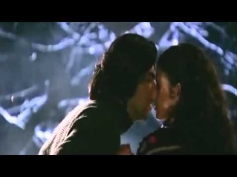 Engin Ekyürek Turkish Actors Kiss - Beren Saat - KARA PARA AŞK  - Aşk Turkish - مسلسل فاطمة -