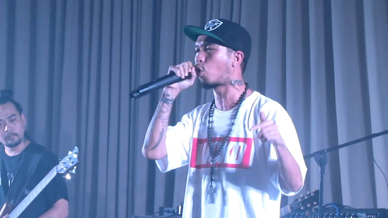 LOONIE Freestyle Rap at MINT Acquaintance Party (HD Camera) - YouTube