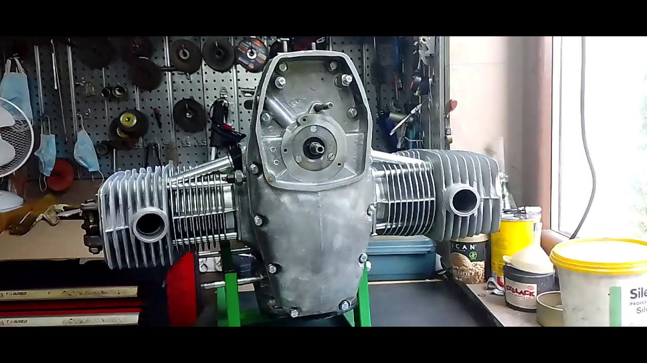 Assembling the Dnepr motorcycle engine part 5 - YouTube