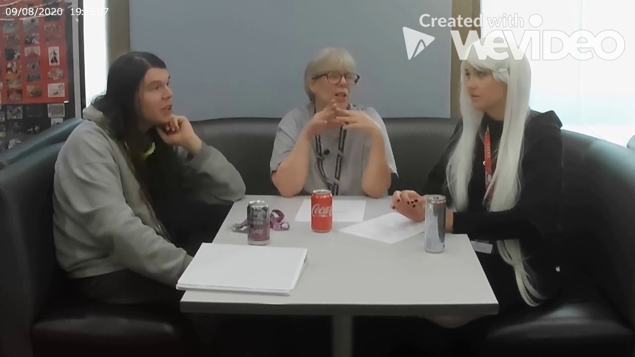 Erin & Sherry Show: Otaku Club Conventions and Cosplay - YouTube