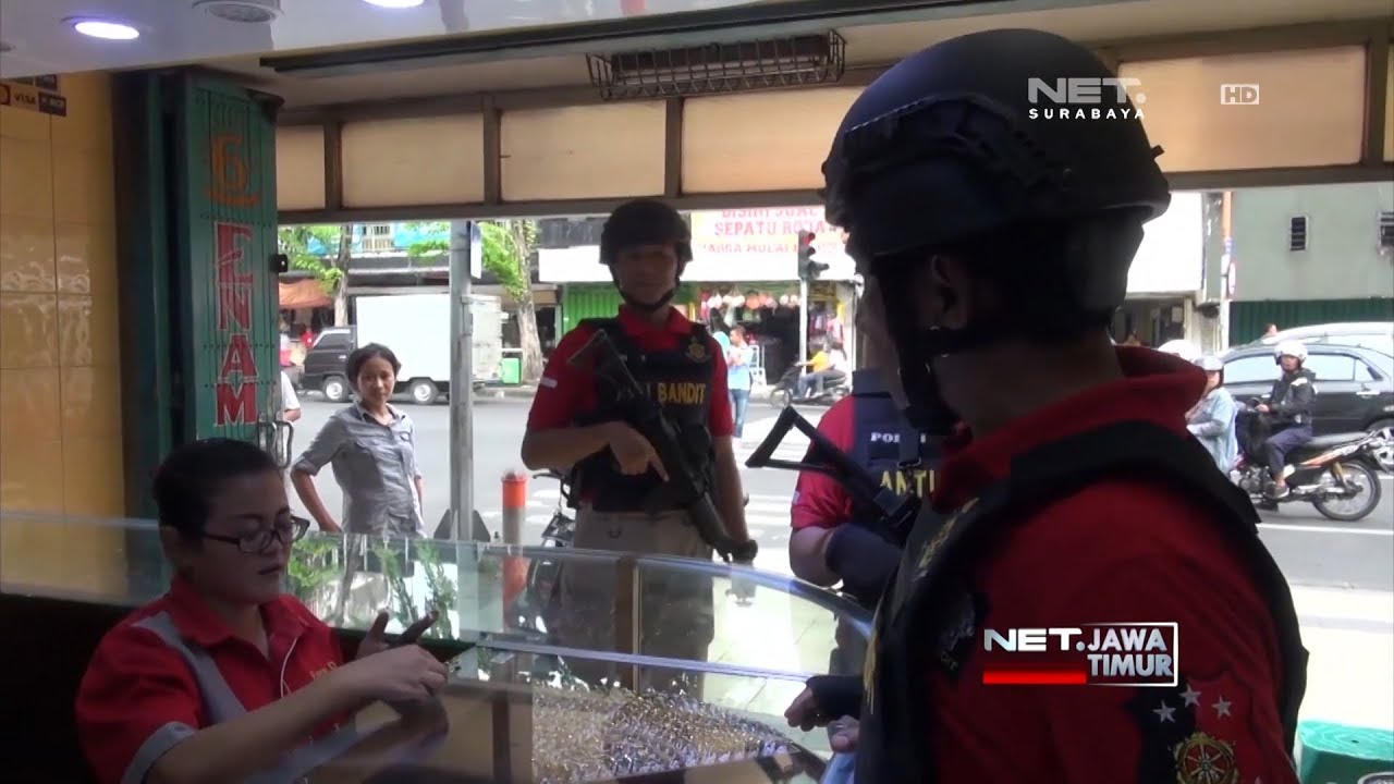 NET. JATIM - ANTISIPASI KEJAHATAN, TIM ANTI BANDIT GELAR PATROLI - YouTube