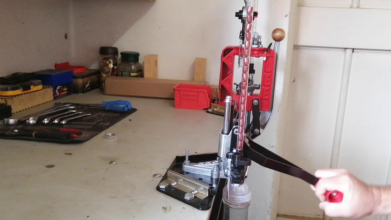 Lee APP sizing cast bullets with the new Sizing Kit - YouTube