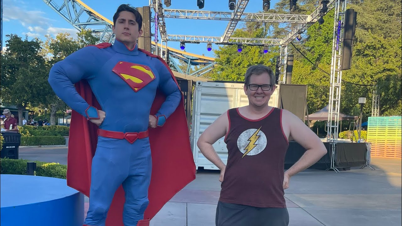 Meeting Superman at DC Comics Heroes and Villains Event - YouTube