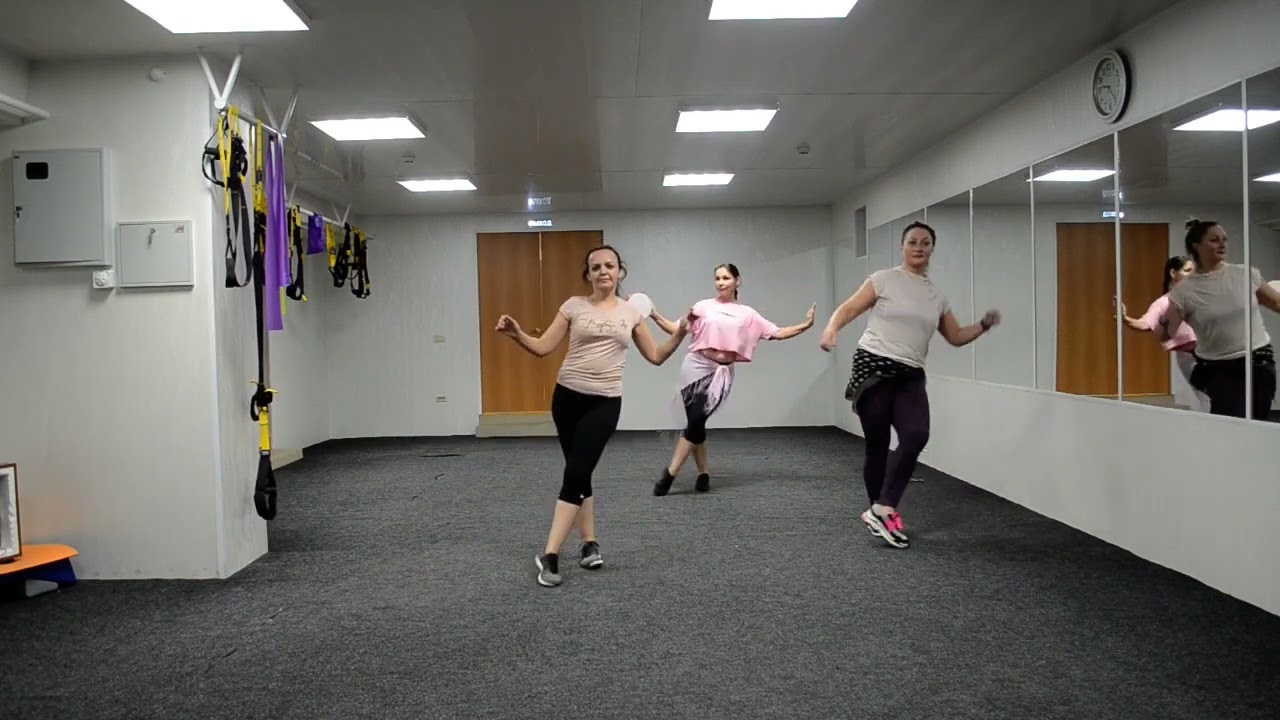 Zumba Sicilian Tarantella Angelo DiPippo - YouTube
