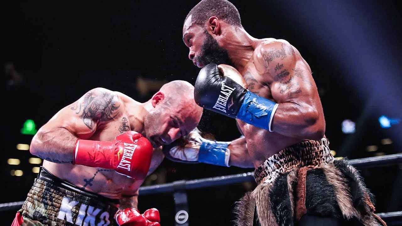 Gary Russell BUSTS OPEN GASH! vs Kiko Martinez in TKO VICTORY! - YouTube