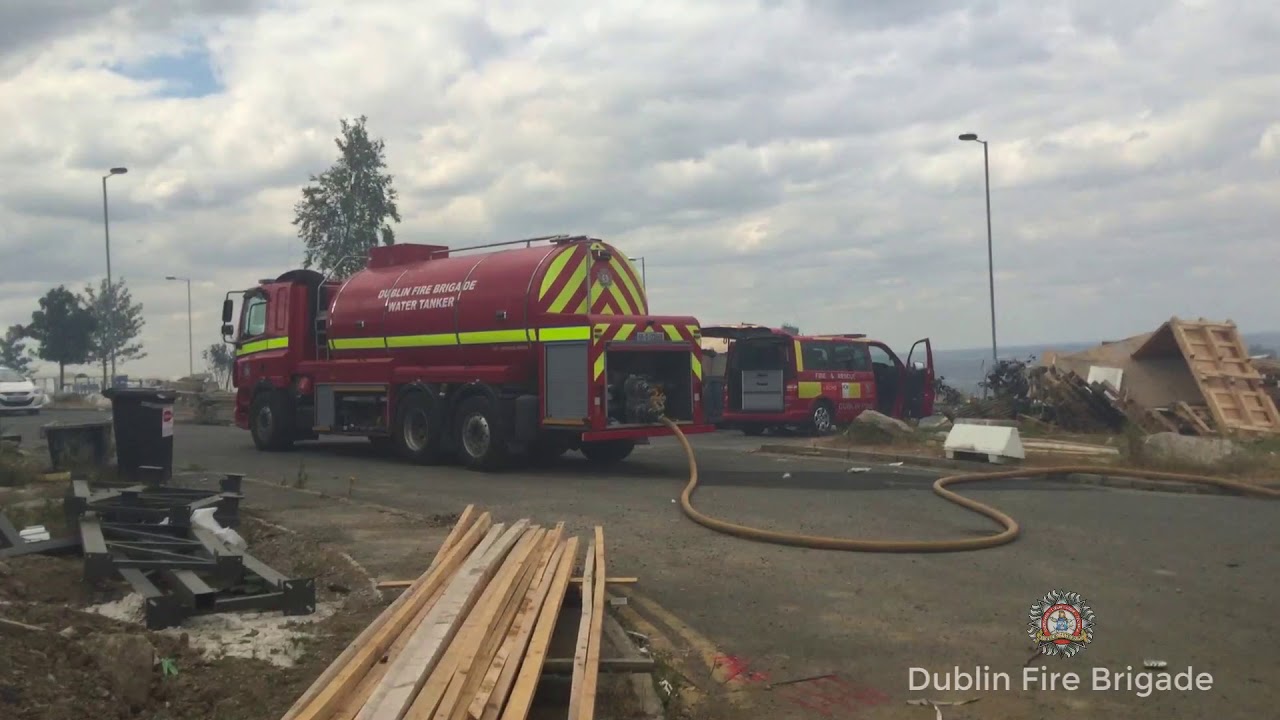 Sandyford gorse fire - Dublin Fire Brigade drone - YouTube