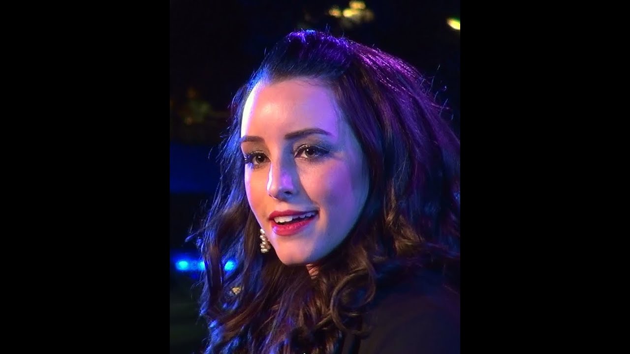 DANI KERRY / STELLAR SHOW BAND - YouTube