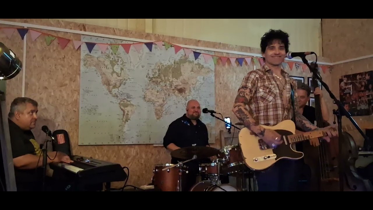 David Graham & The Eskimo Brothers - Ring of Fire - YouTube