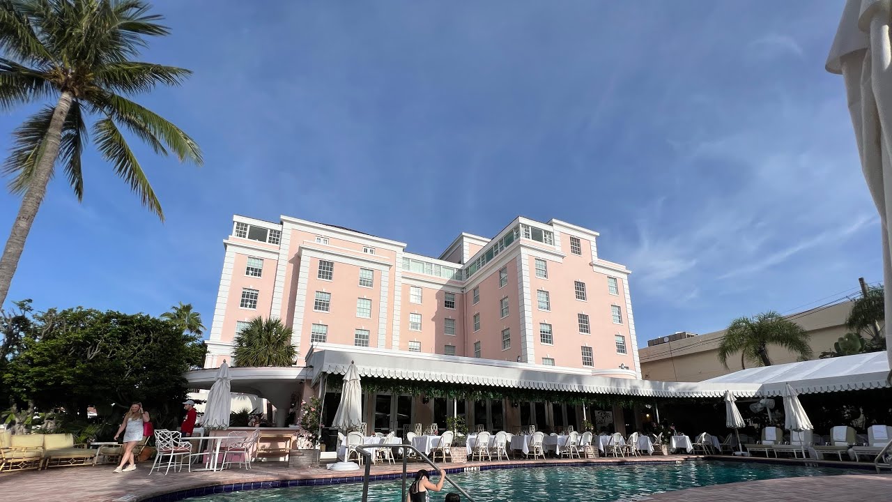 Tour of The Colony Hotel in Palm Beach Florida. - YouTube