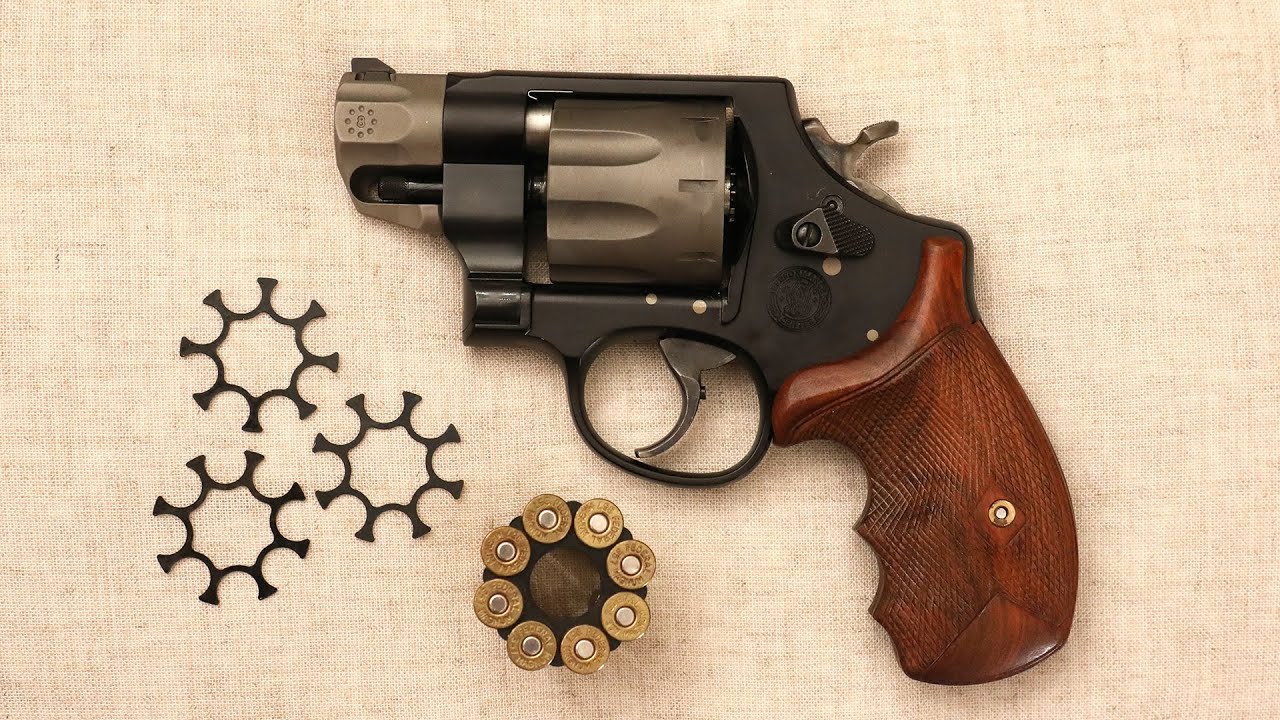 Smith and Wesson Model 327 Performance Center 357 Magnum Revolver - YouTube