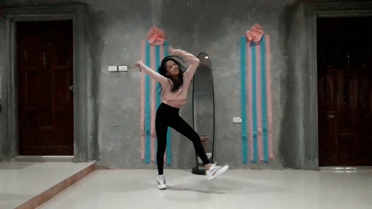 [MOMO DANCE FANCY] | TWICE "FANCY" DANCE COVER full ver. - YouTube