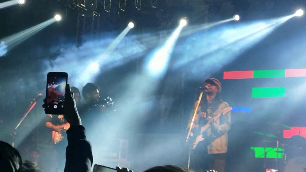 Abar | Best LIVE version | Rafa | Avoid Rafa | Crowd singing like never ...