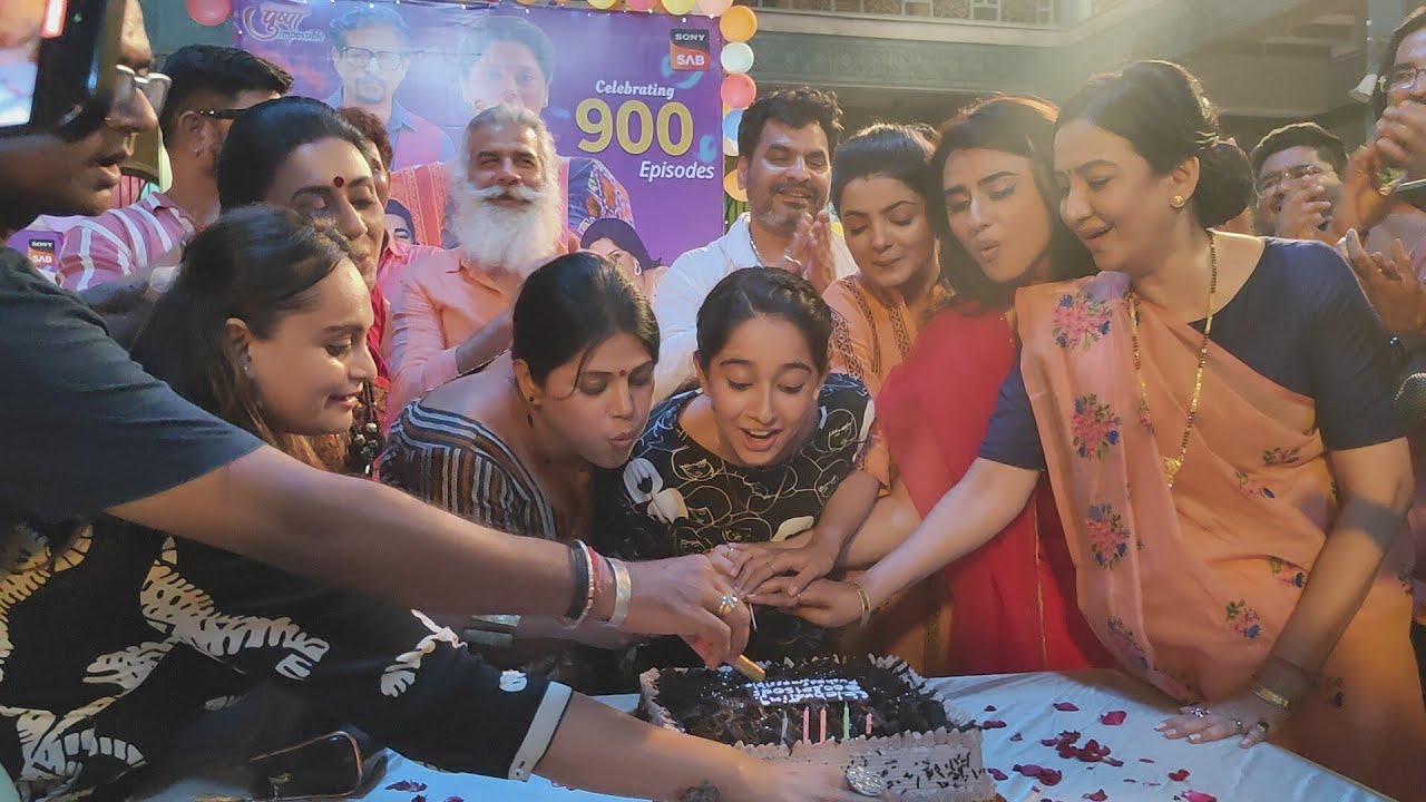 Pushpa Impossible Cake Cutting And Celebration 🎊 900 Episodes Complete ...