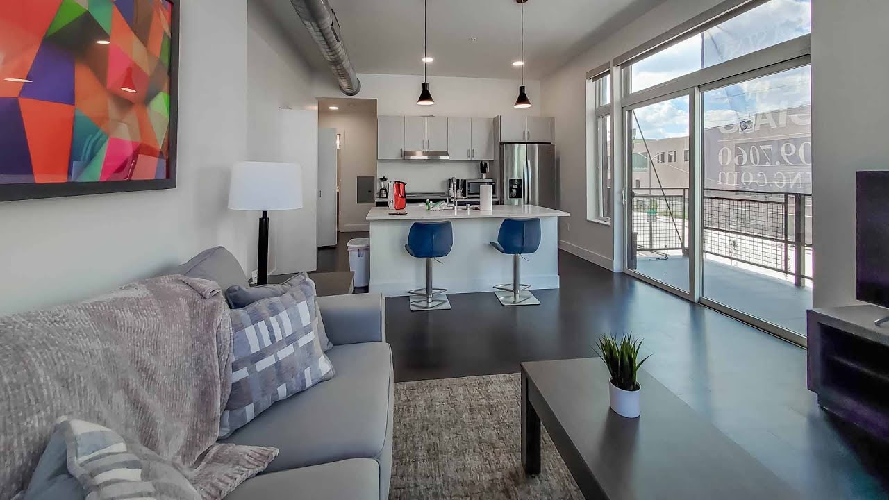 A short-term furnished 2-bedroom #201 at Milwaukee's 550 Ultra Lofts ...