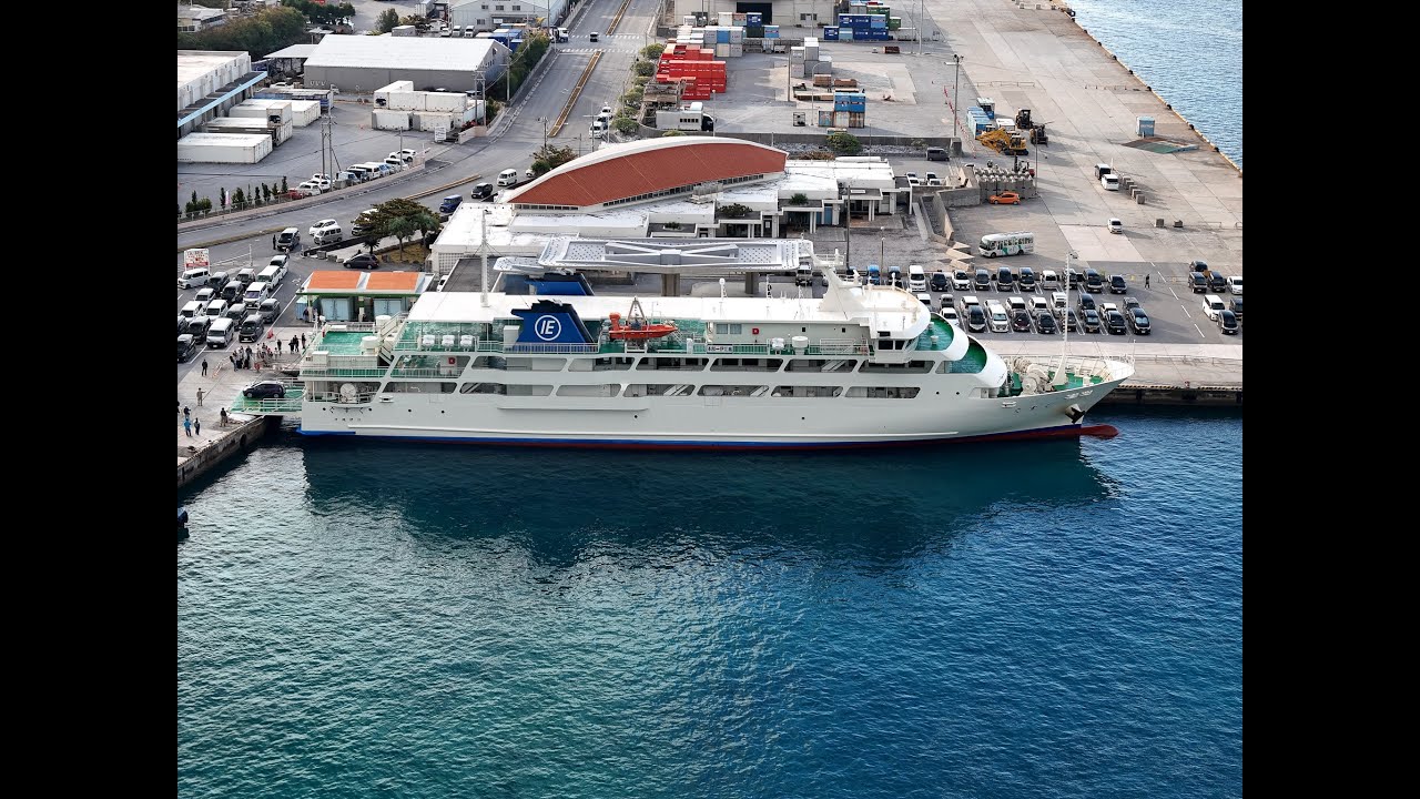 Things to Do and See in Okinawa, Japan: Catch the Ferry to Ie Shima ...