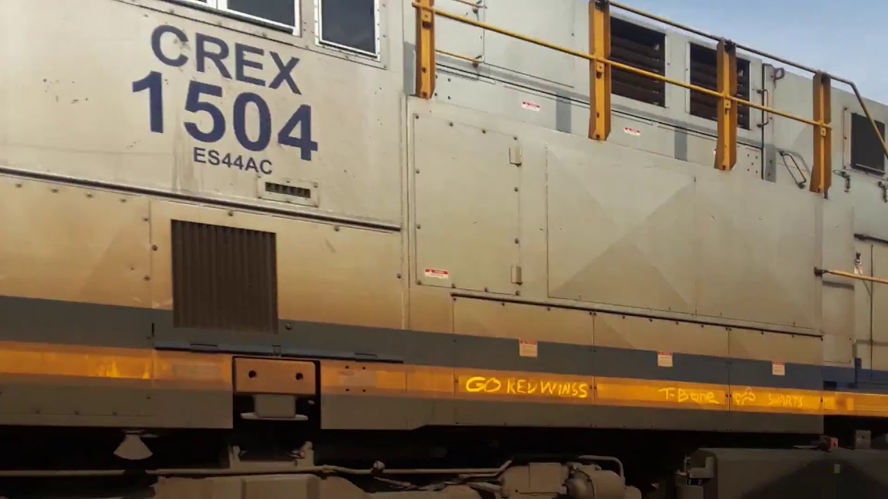 From the arcives CREX 1403 AND GECX 2041 LEAD A GRAIN TRAIN THRU LV ...