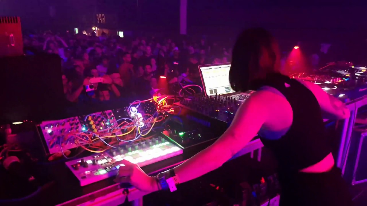 Rebekah LIVE set at Verknipt, Day 1, ADE 2018 - YouTube