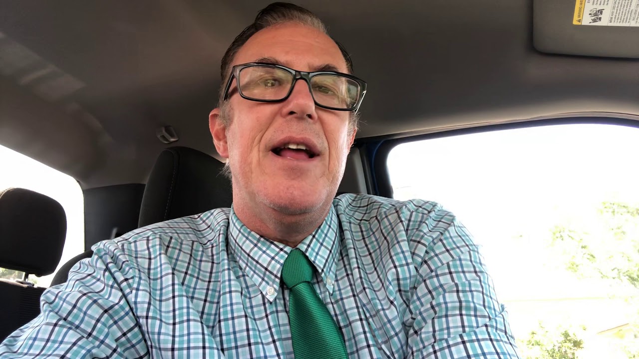 Cops run Code 3 to Eric Brandt - YouTube