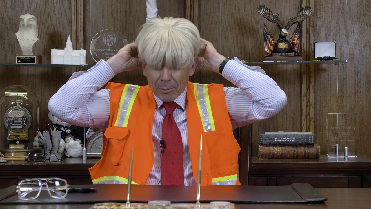 Undercover Boss Trailer - YouTube