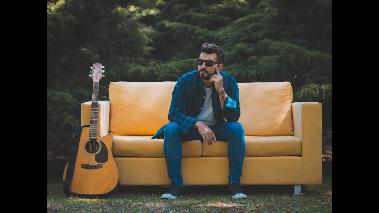 Extraño Ser - Nada de más (Feat. Mathius) - YouTube