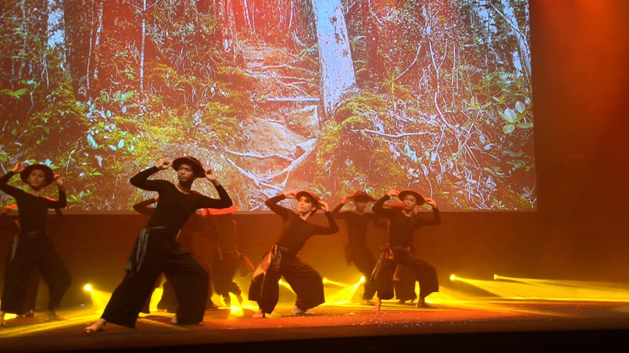 Monolob - Appeasing the spirits of Aki Nabalu (Dusun, Ranau) - YouTube