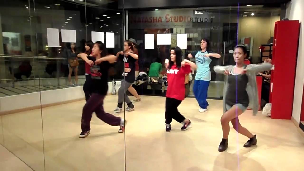 [Waacking] Beginner Open Class - Elke 26th Jan 2011, Natasha Studio ...