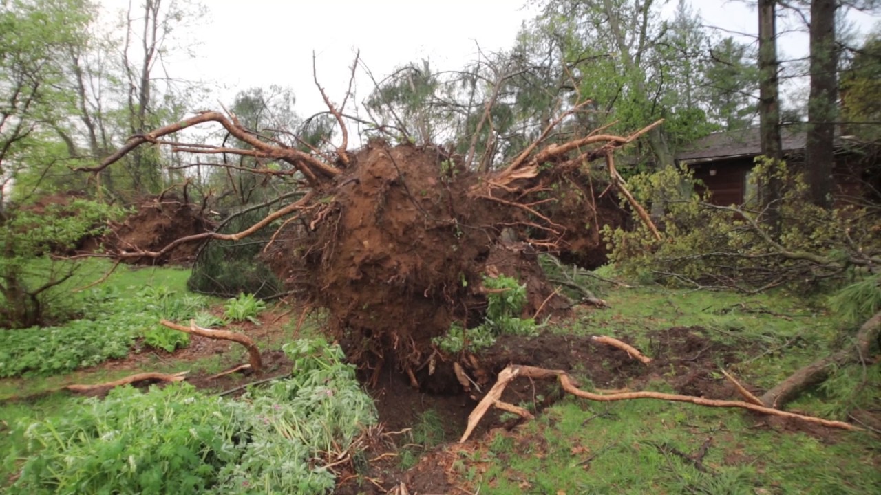 May 16th, 2017 Chetek, Wisconsin Supercell and Tornado Damage - YouTube