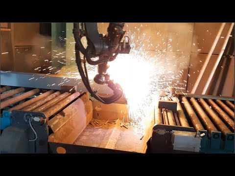 Plasma Cutting with Robot - YouTube
