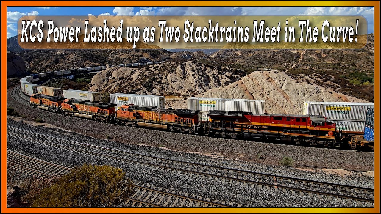 JB Hunt Intermodal Stack Trains Meet at World Famous Sullivans Curve! - YouTube