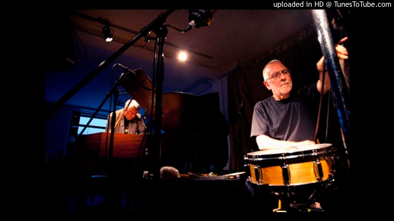 AMM Live Boston 2000 (Keith Rowe, Edwin Prévost, John Tilbury) - YouTube