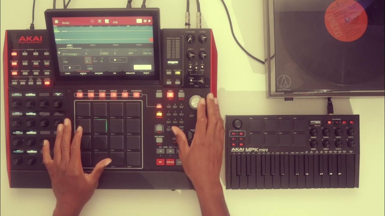 MPC How to Use Sample Packs - YouTube