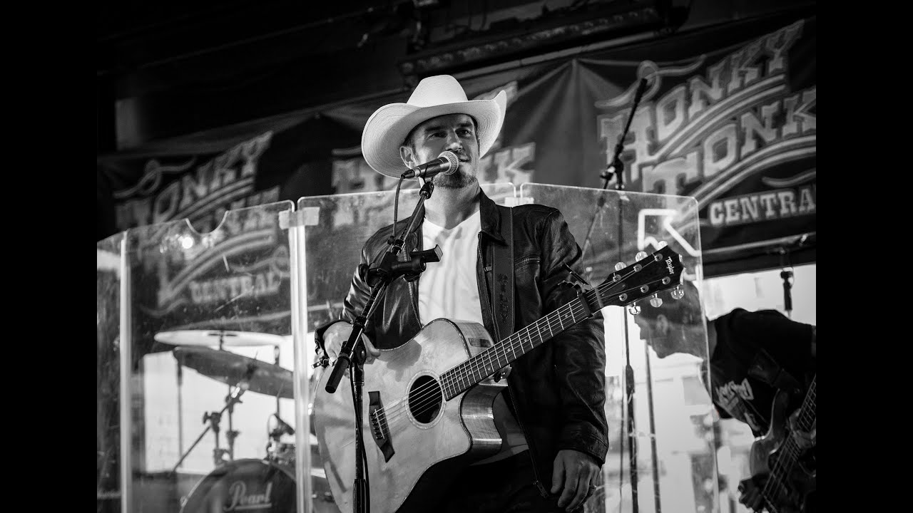 Donny Lee - Artist & Performer - YouTube