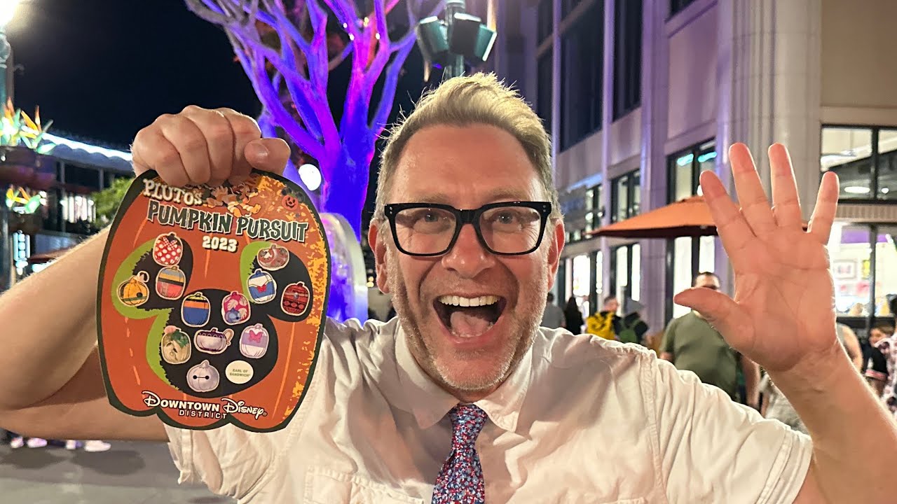 Is This Disney's BEST SCAVENGER Hunt EVER? - YouTube