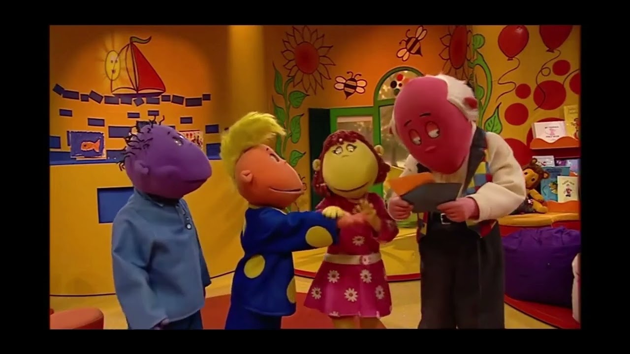 Max tells everybody, that Bella got a bit of funny tummy | Tweenies ...