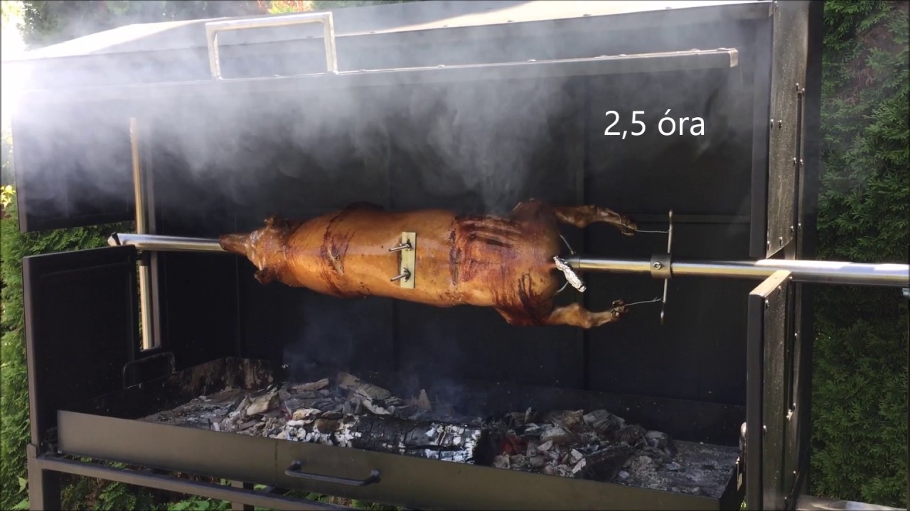 Mangalica malac nyárson/Mangalica pig on a spit - YouTube