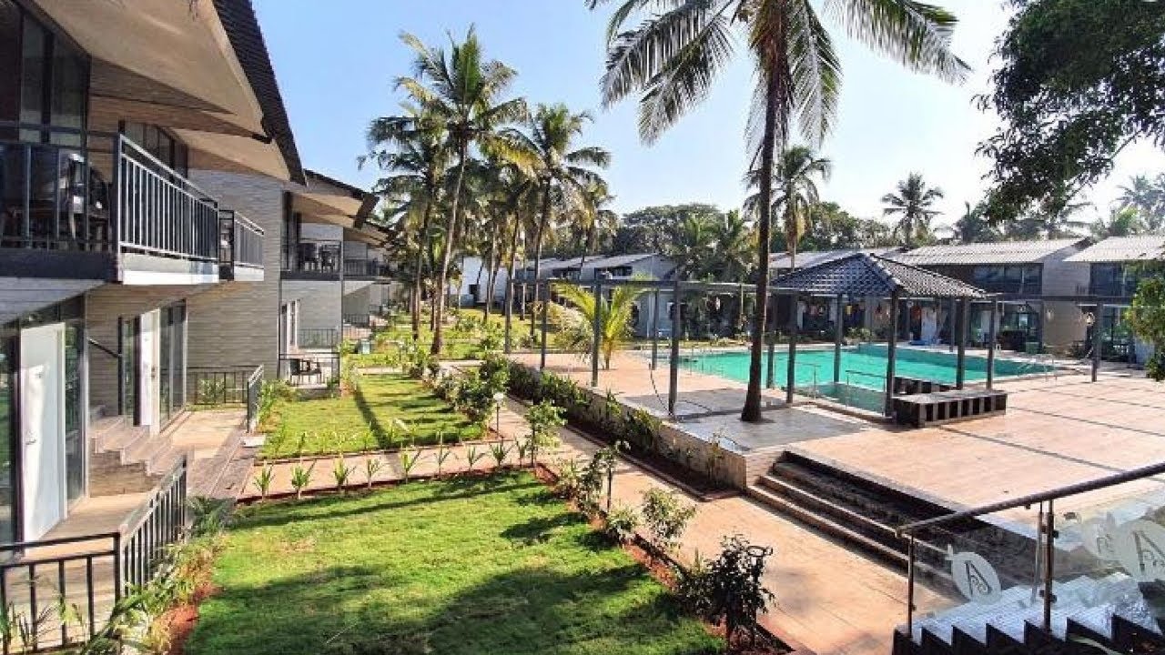 Morjim Magic Beach Resort | MOUNTY2527 - YouTube