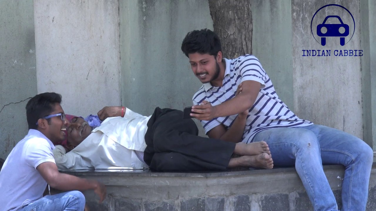 Laughing Loudly In Public Prank Pranks In India Indian Cabbie Youtube