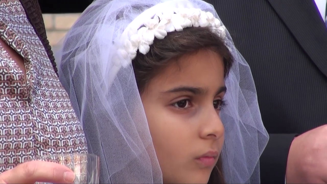Mai più spose bambine. La campagna di Amnesty International.mp4 - YouTube