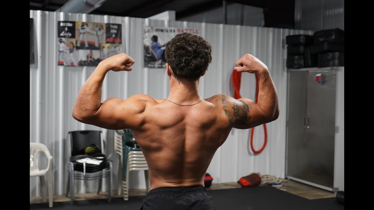 BIG BACK WORKOUT - Building A Big Back Naturally - YouTube